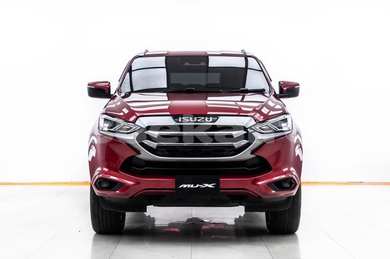 ซื้อ รถมือสอง isuzu mu-x สีแดง รถยนต์ ใน %{เมือง} ใน กรุงเทพมหานคร ...